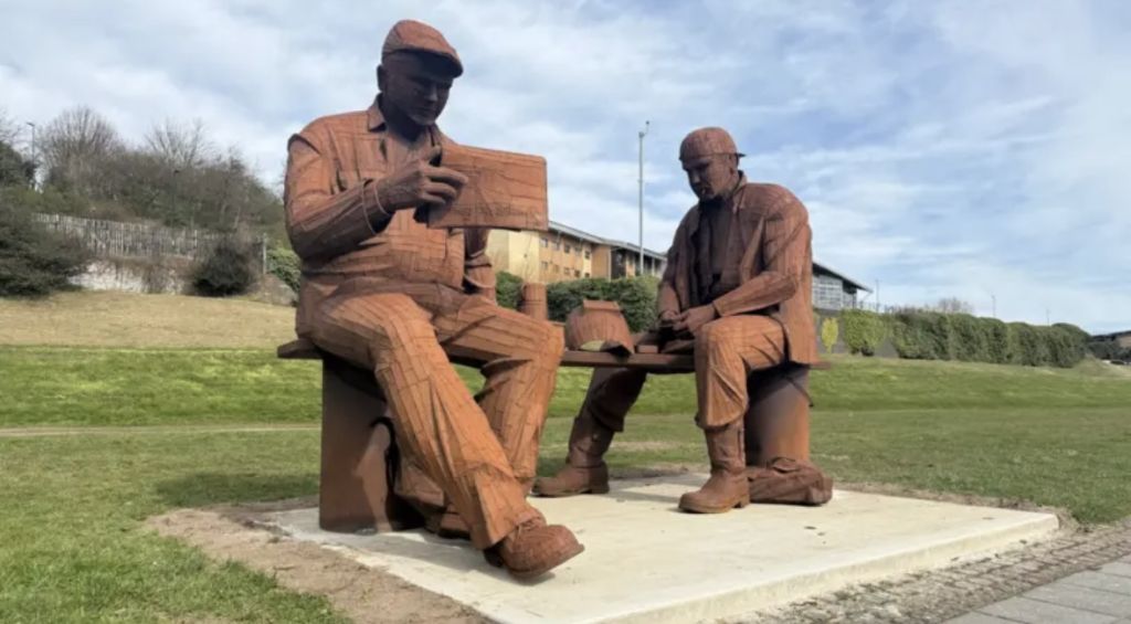 Let's Ride - Sunderland Ship Yards remembered Ray Lonsdale’s Latest Statues