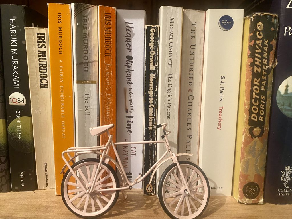 Let's Ride - DRIFFIELD FOUR SEASONS BREEZERS: WORLD BOOK DAY RIDE!