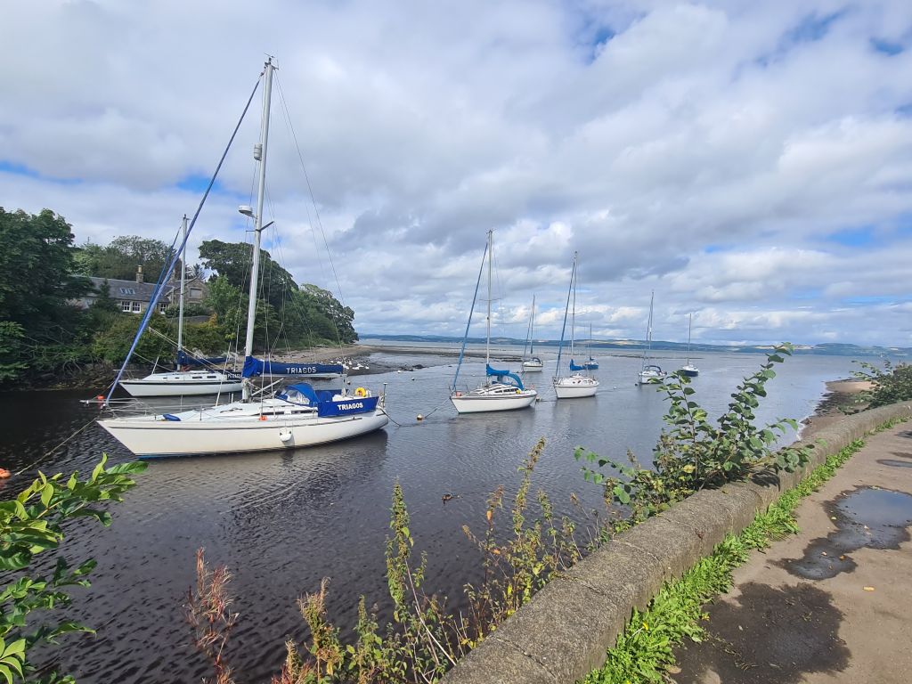 Let's Ride - A trip to Iona via Edinburgh parks and shoreline