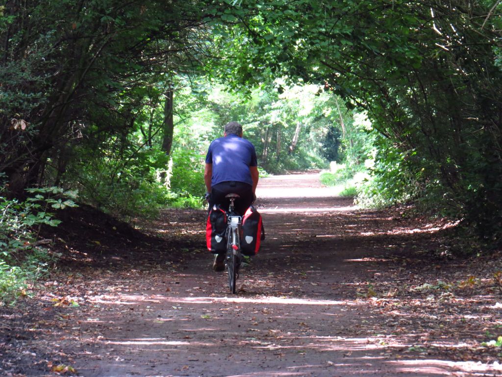 Let's Ride - TRANS PENNINE TRAIL - A ROUTE TO LYMM