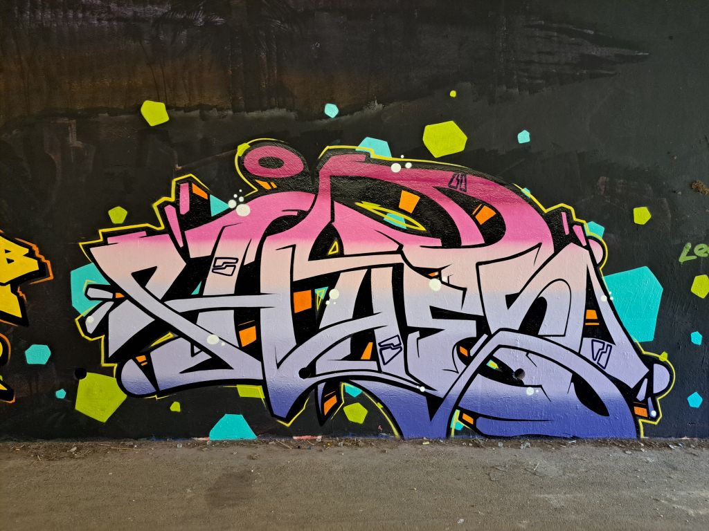 Let's Ride - Lanes, graffiti and parks