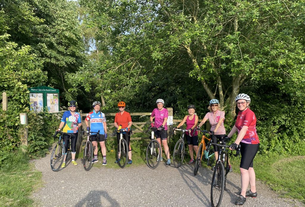 Let's Ride - DRIFFIELD FOUR SEASONS BREEZERS: WATTON PRIORY CIRCUIT!