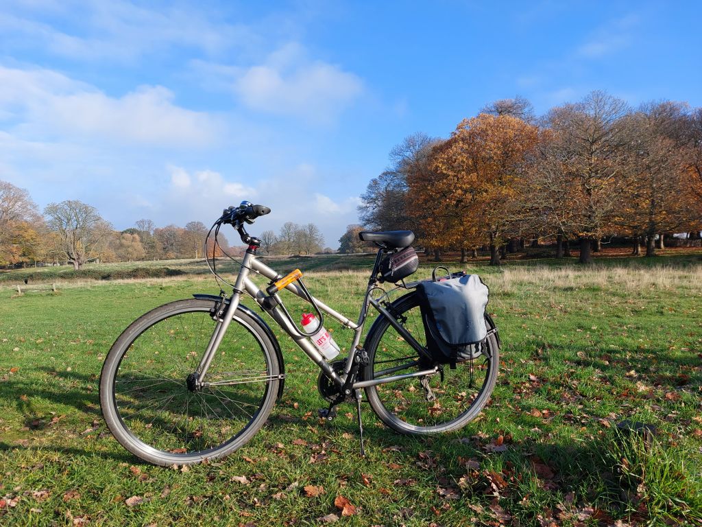 Let's Ride - Richmond Park & Roehampton Cafe
