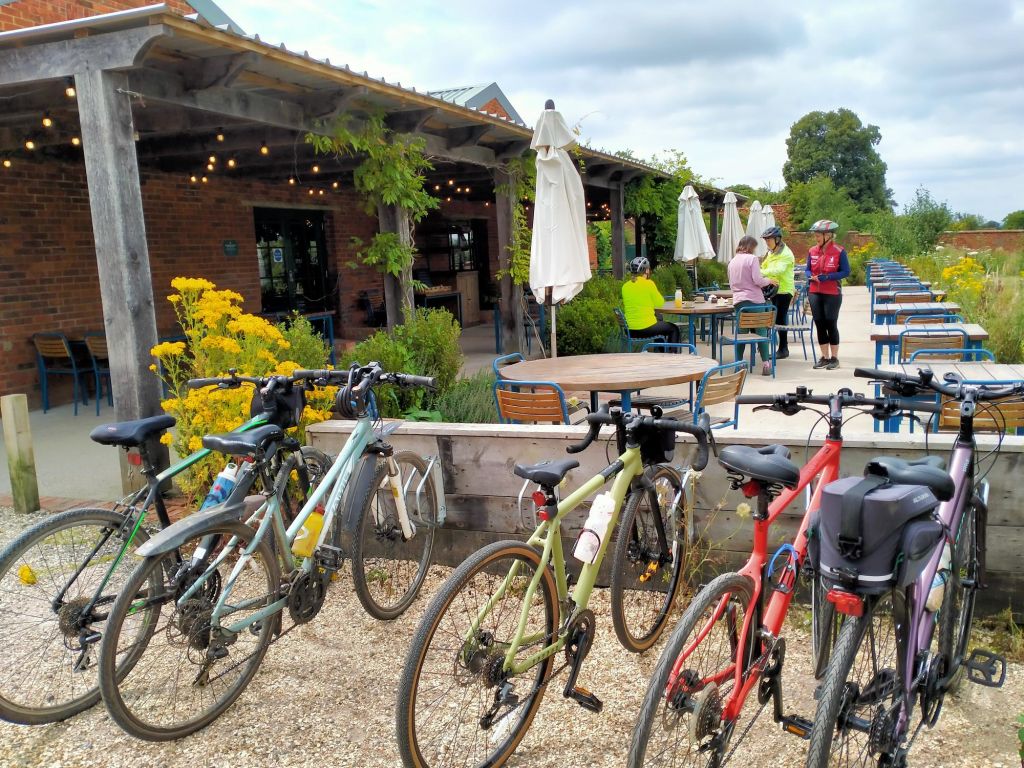 Let's Ride - Wellington Farm Shop from Crowthorne (or start from FBC)