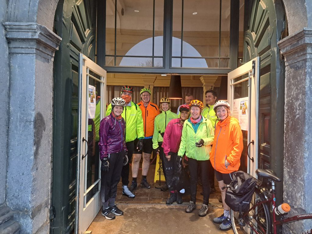 Let's Ride - BBCG WALTON ON THAMES CIRCULAR RIDE