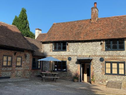 Let's Ride - Cookham Rockettes (Henley-On-Thames start) to The Makers ...