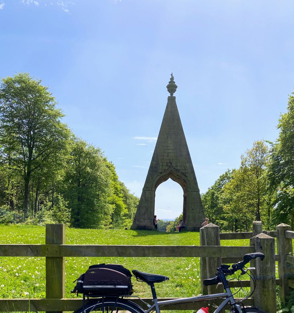 Let's Ride - Wentworth loop via Needle’s Eye and Hoober Stand
