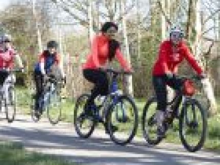 Let's Ride - Beautiful Beginners Breeze along the Pymmes Brook