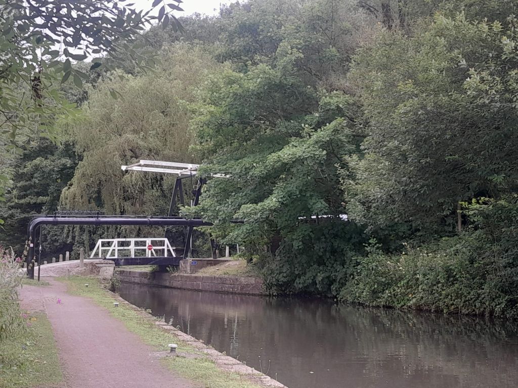 Let's Ride - Cringle Park and the Cheshire Ring