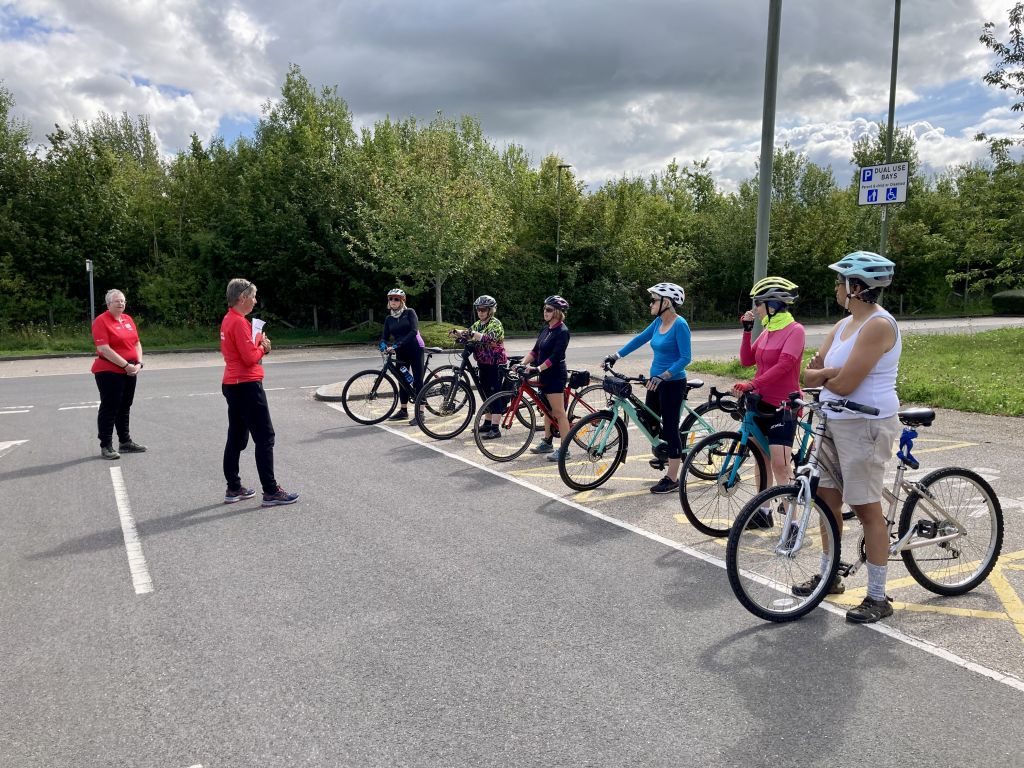 Let's Ride - Easy ride with cycle skills taster session