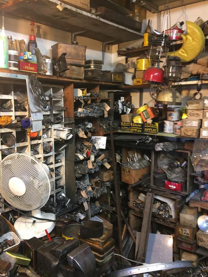 Let's Ride - Bob Warner Appreciation ride past......