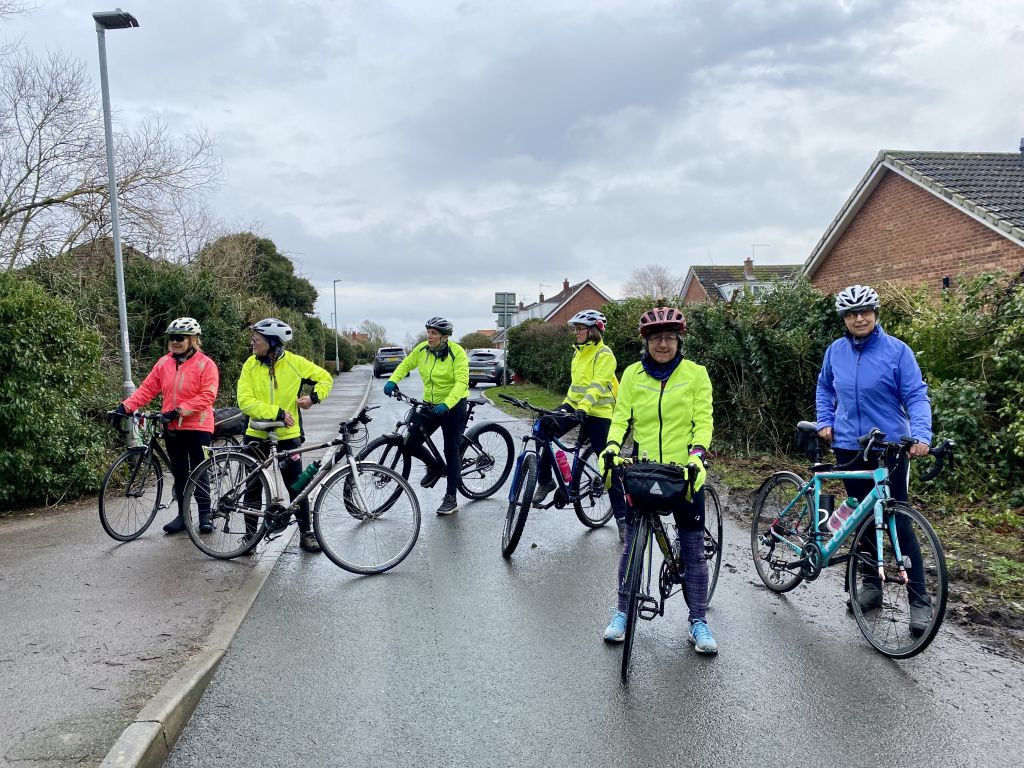 Let's Ride - DRIFFIELD FOUR SEASONS BREEZERS: CYCLE TO THE CHOIR!