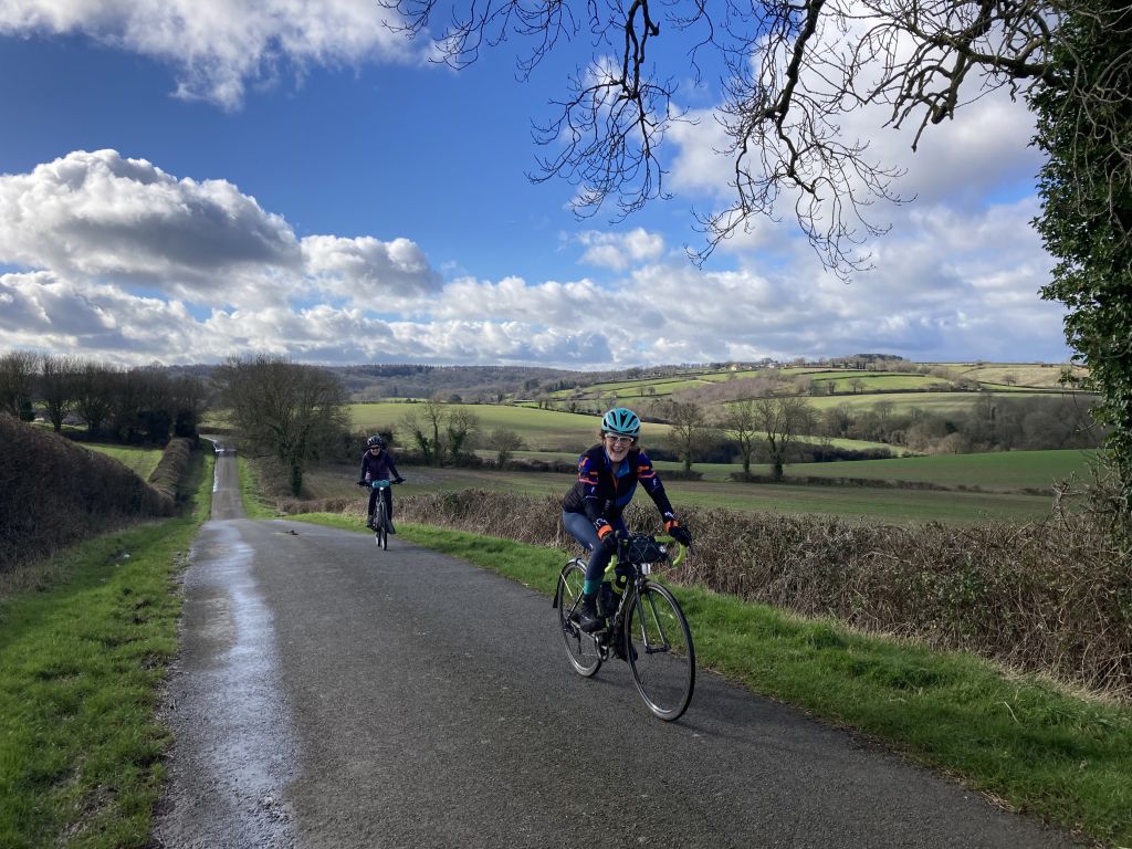 Let's Ride - Gentle Breeze up the Windrush valley from Burford to Sherborne